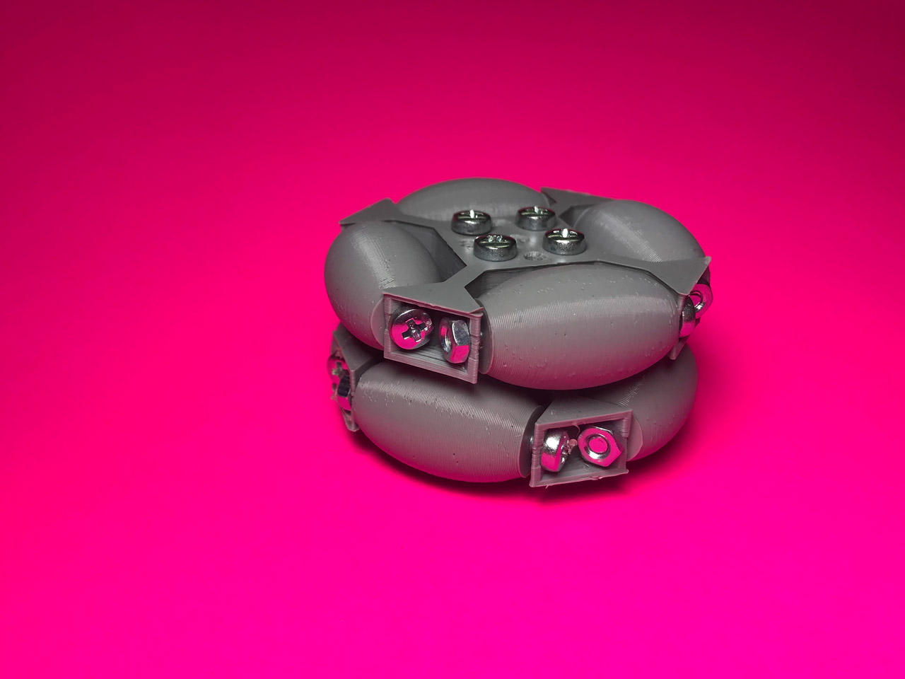 Designing an Omni Wheel – RasterWeb!