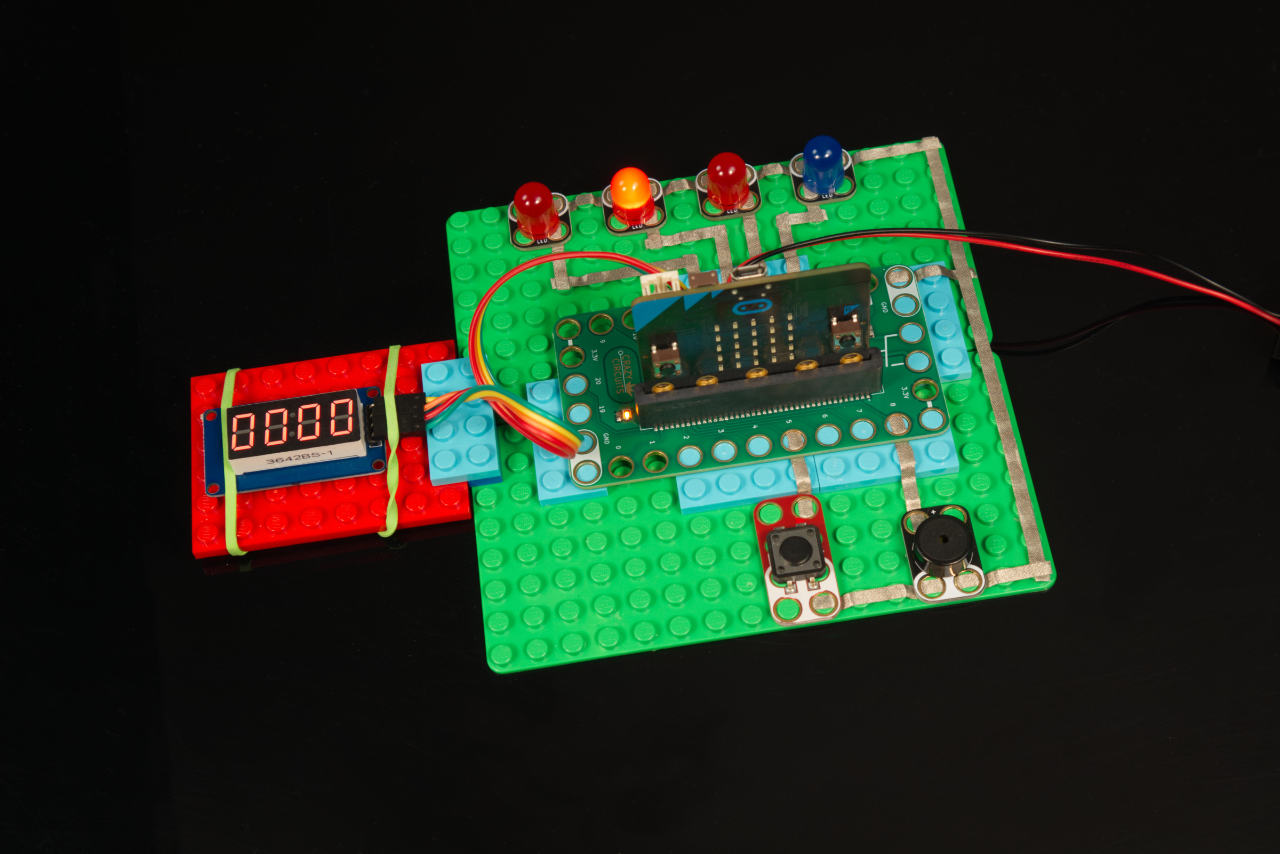 Reaction Game with micro:bit – RasterWeb!