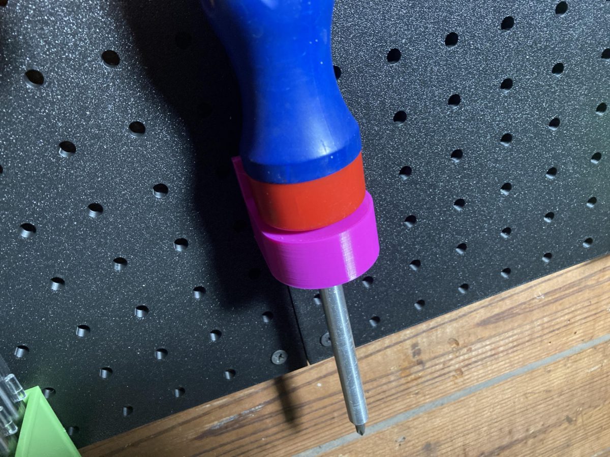 A 3D Printed Pegboard – RasterWeb!