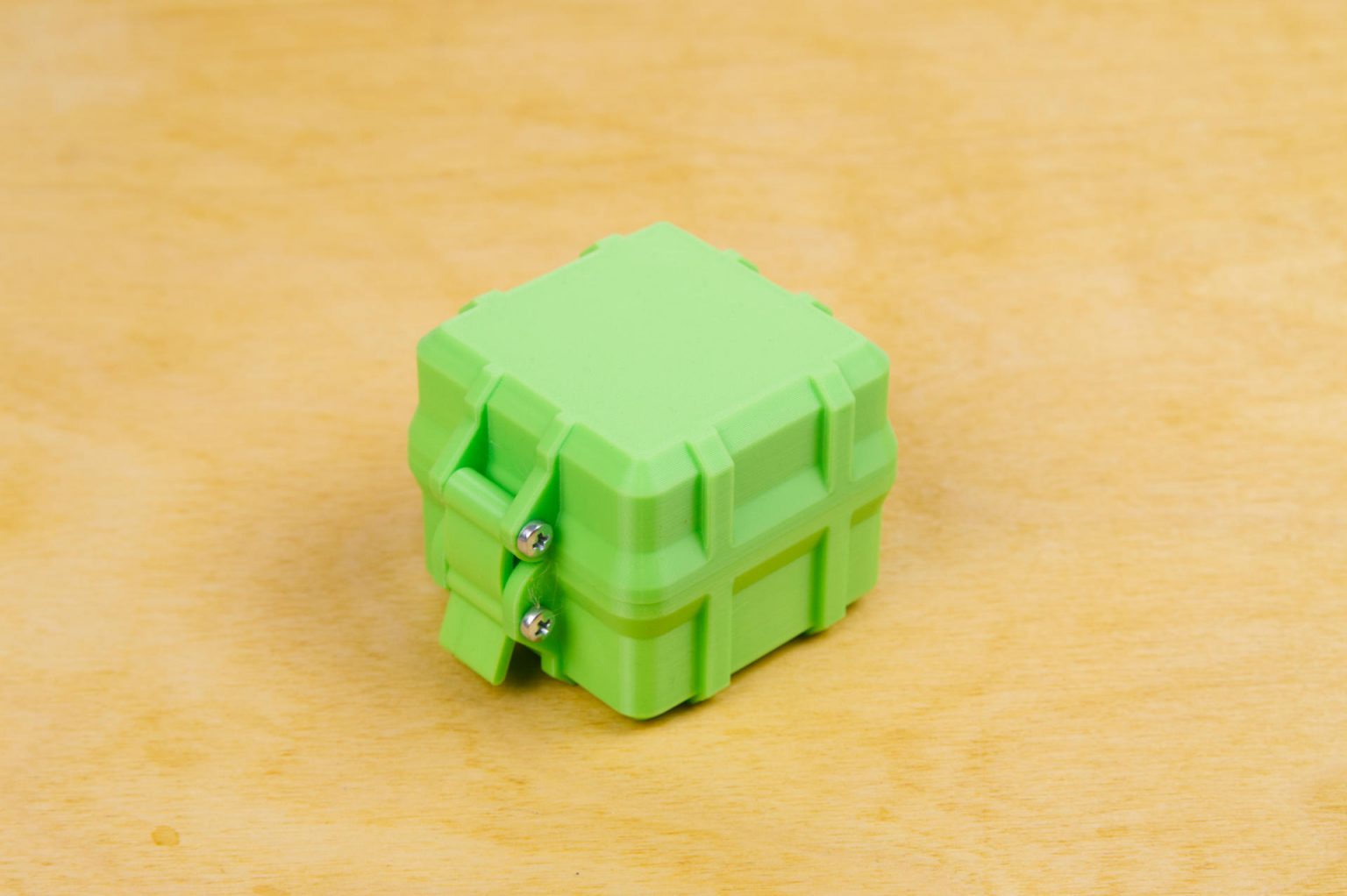 Rugged Parametric Box in OpenSCAD – RasterWeb!